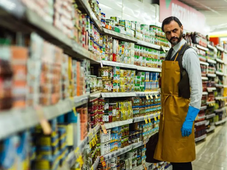 Io sono un po’ matto… e tu? (2024). Recensione, trama e cast del film