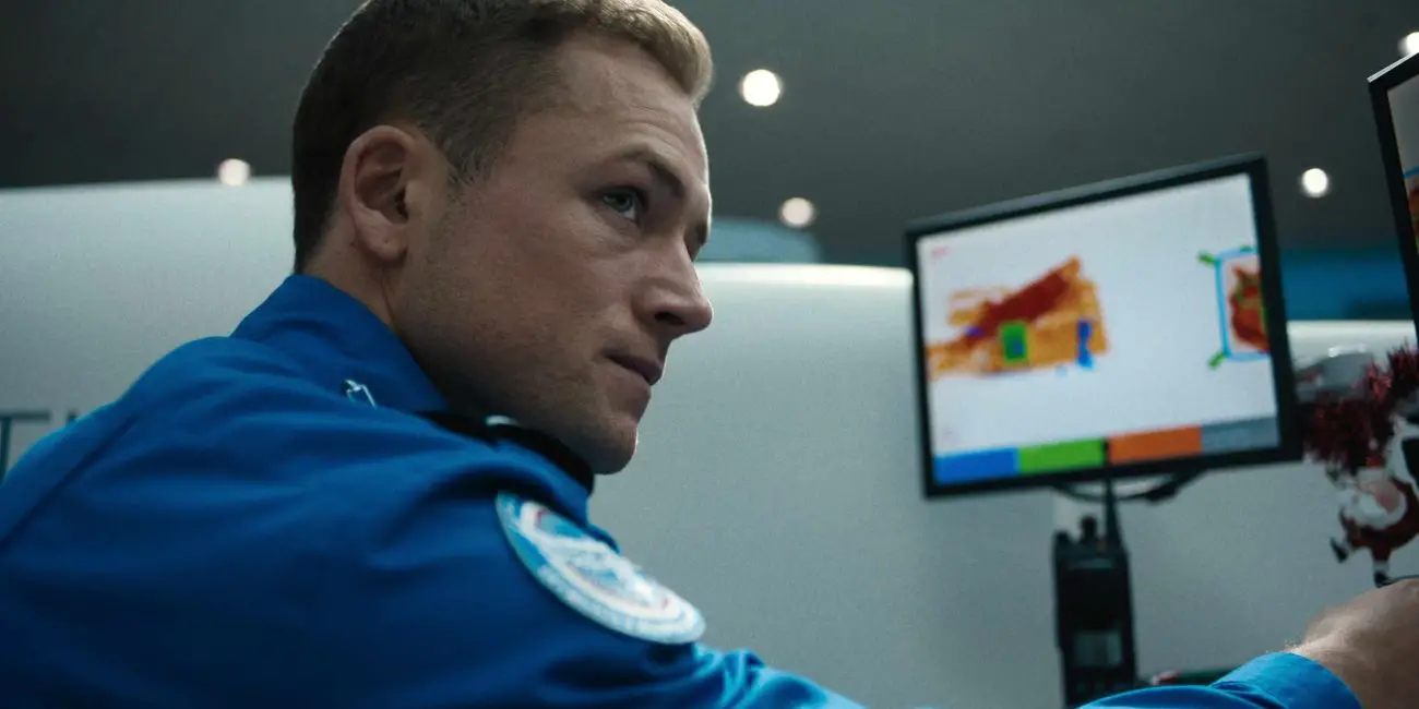 Carry-On (2024). Recensione, trama e cast del film